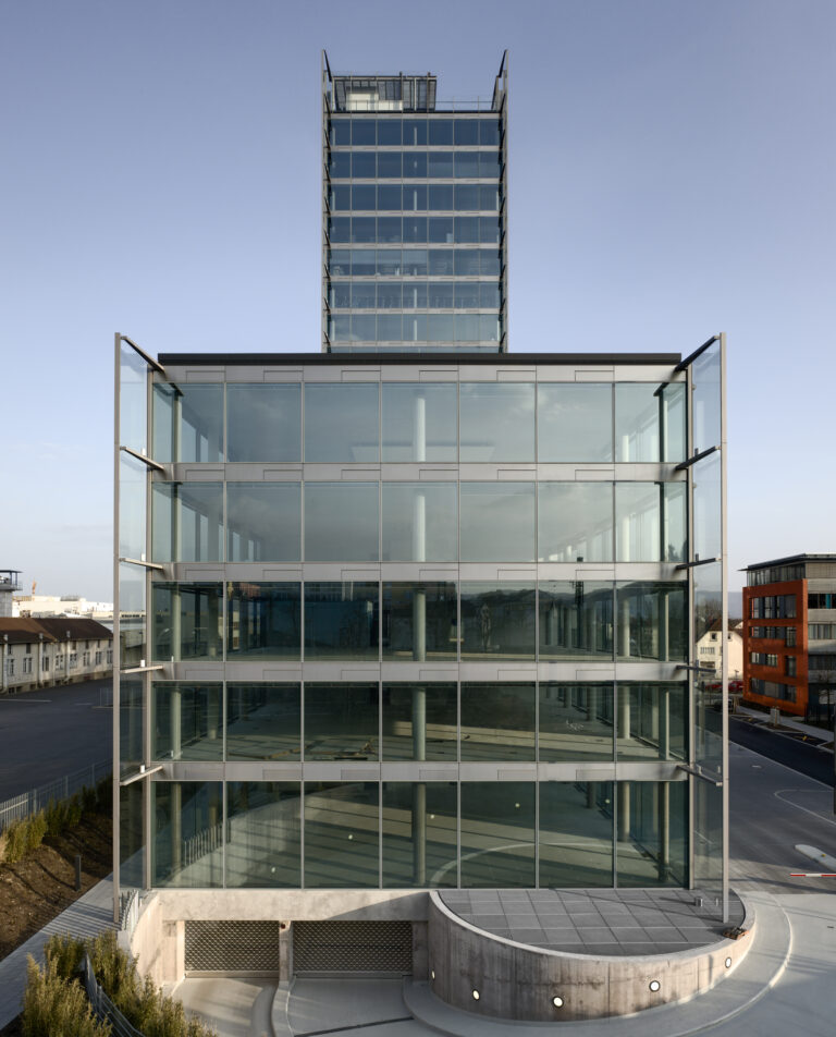 Jahn ⁄ Hegau Tower