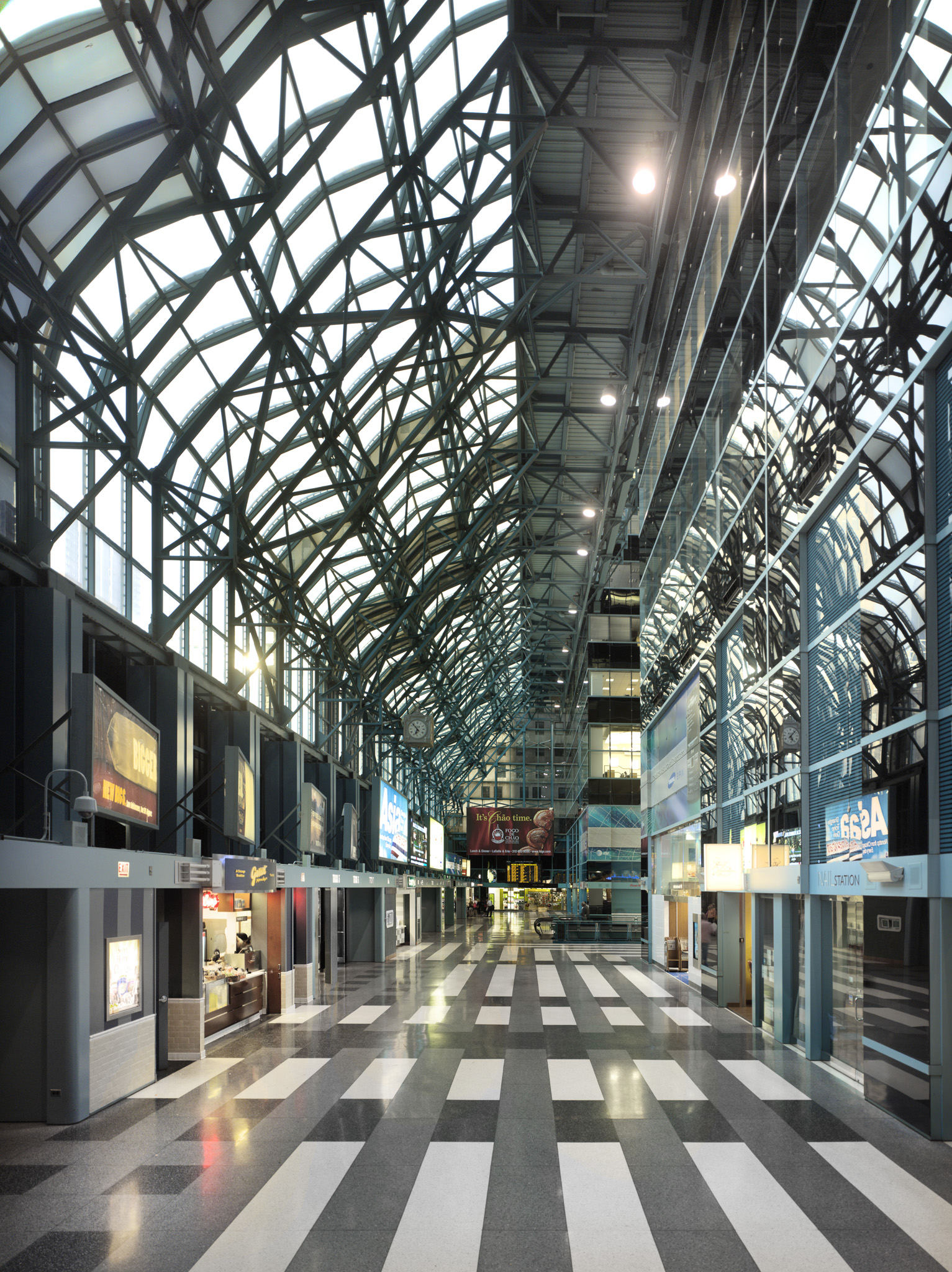Jahn ⁄ Northwestern Atrium Center