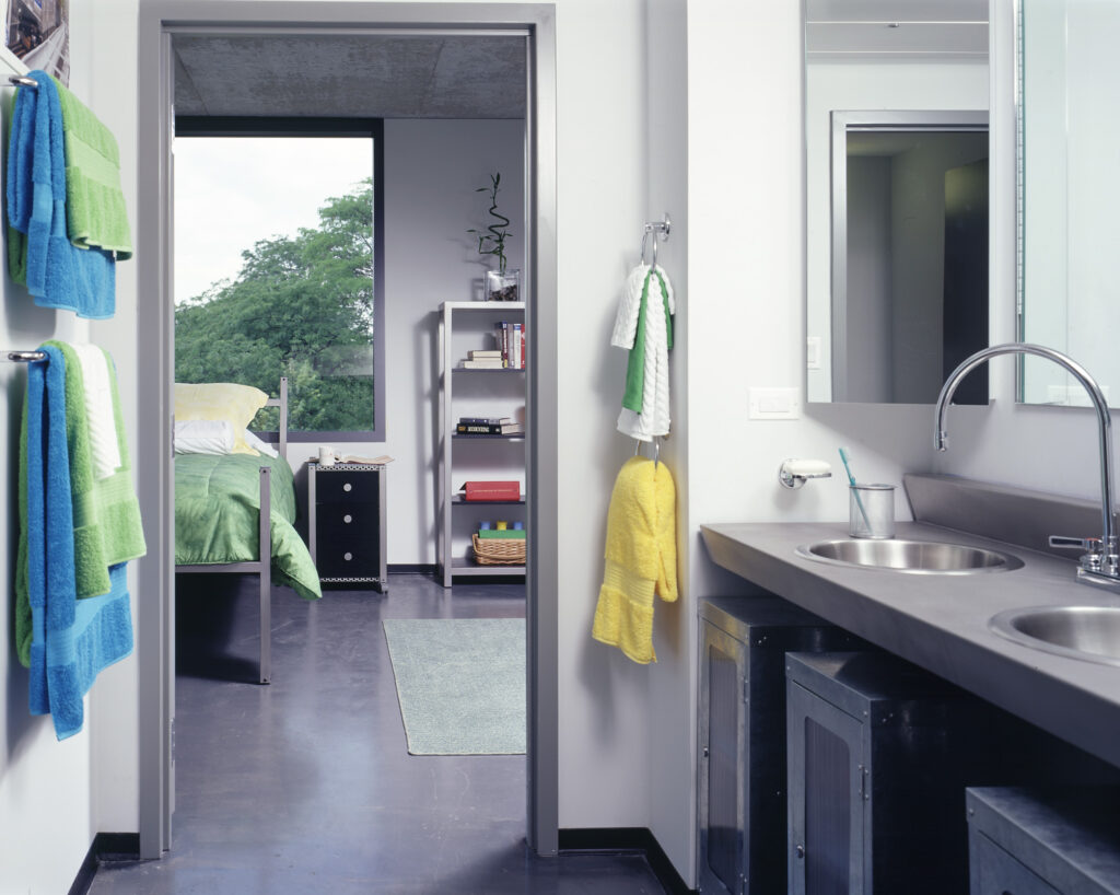 Jahn ⁄ Jeanne and John Rowe Village