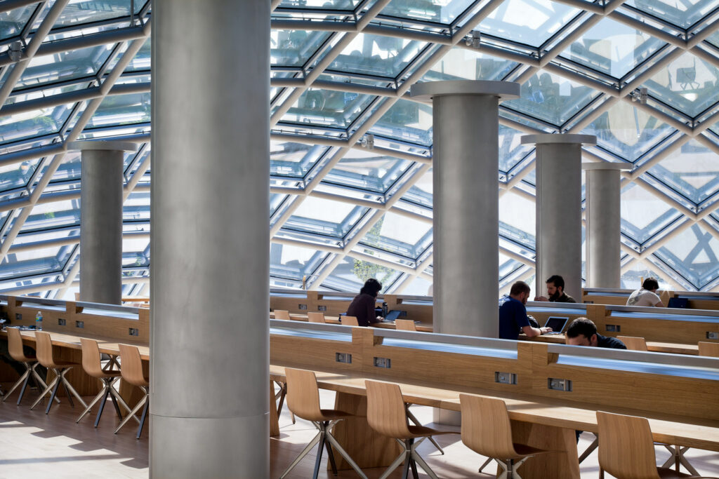 Jahn ⁄ Joe & Rika Mansueto Library