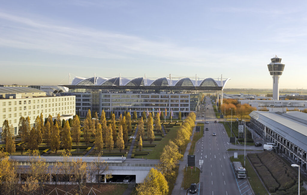Jahn ⁄ Munich Airport Center