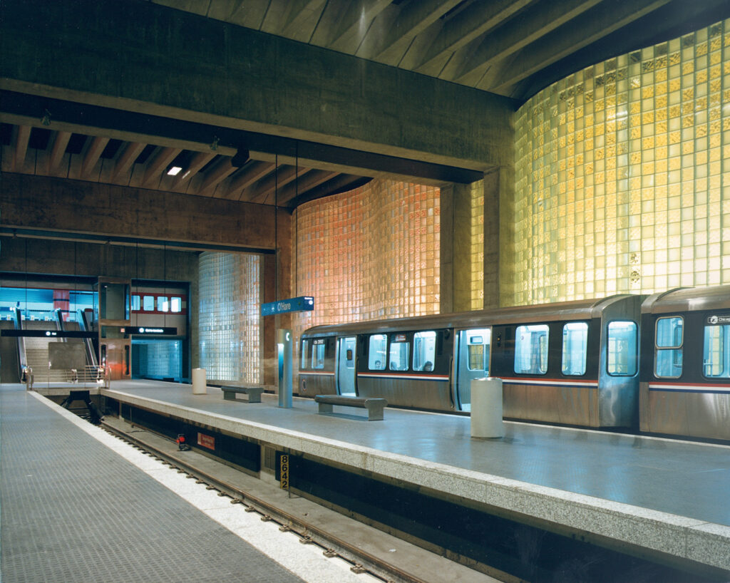 Jahn ⁄ O’Hare International Airport CTA Rapid Transit Station