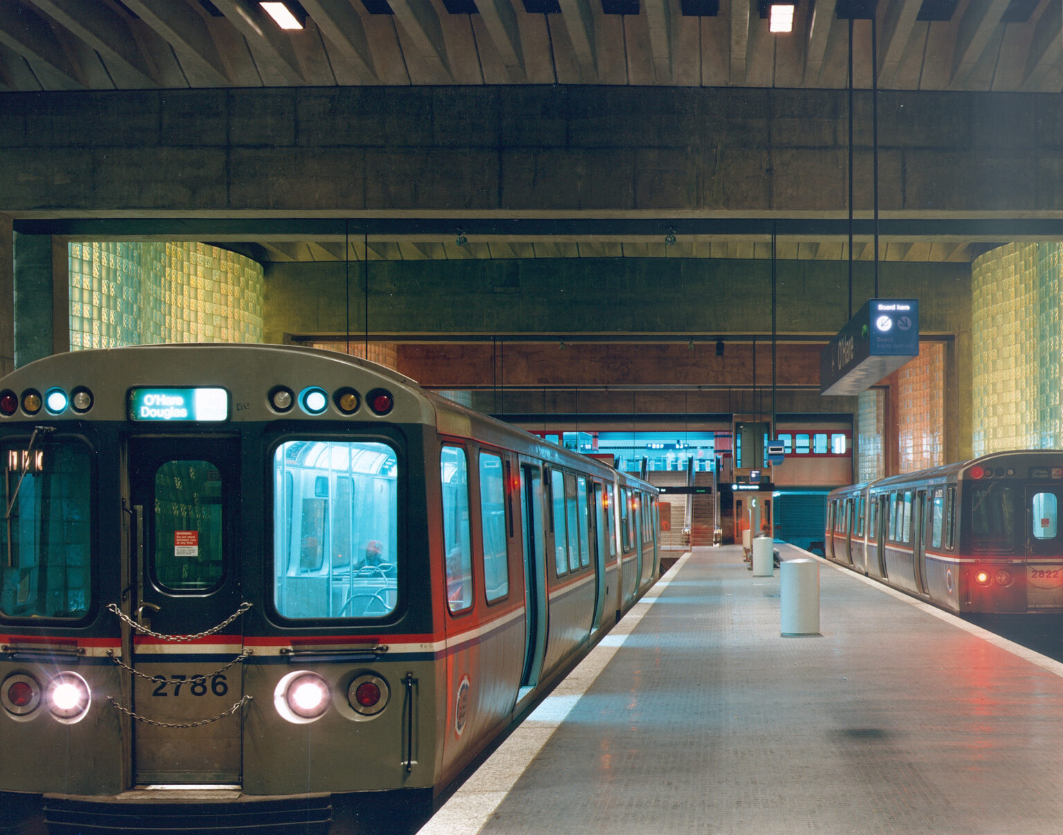 Jahn ⁄ O’Hare International Airport CTA Rapid Transit Station