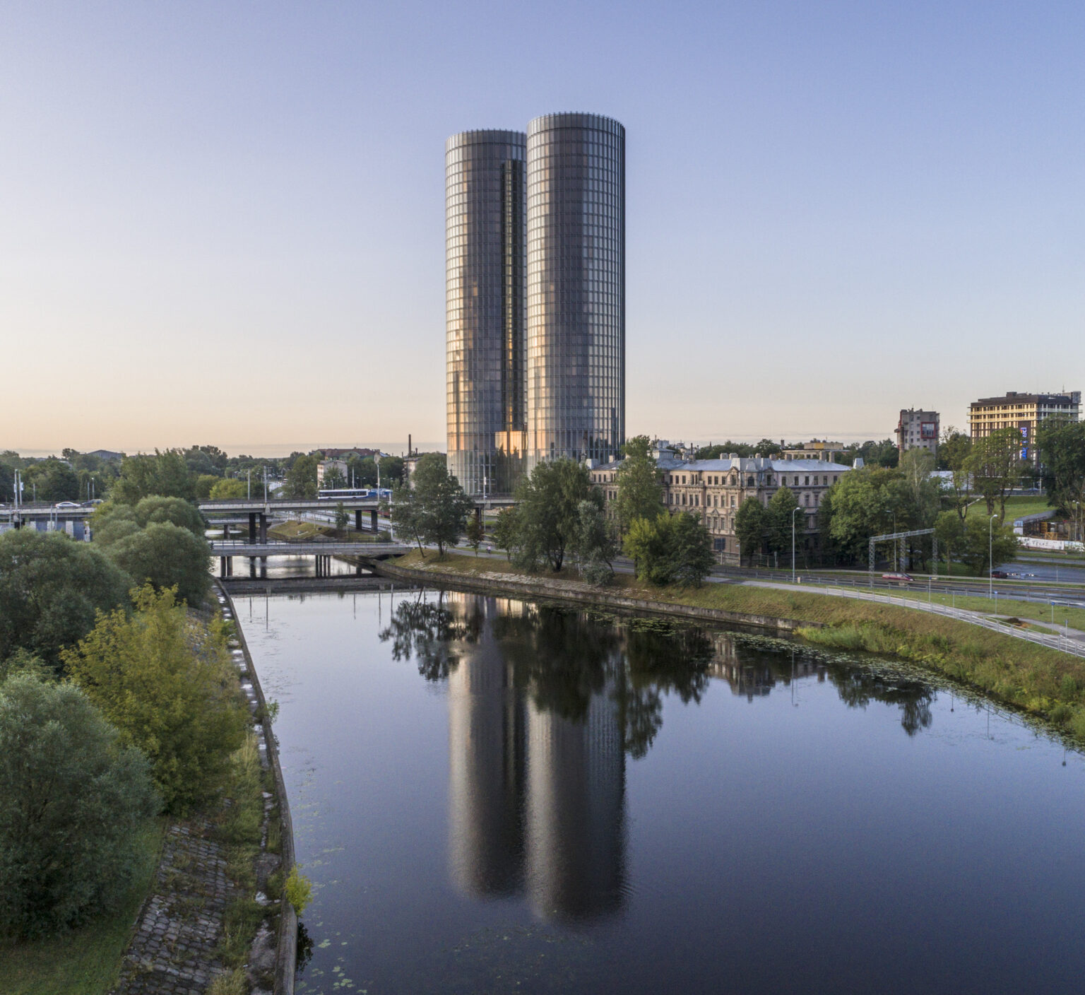 Jahn ⁄ Zunda Towers