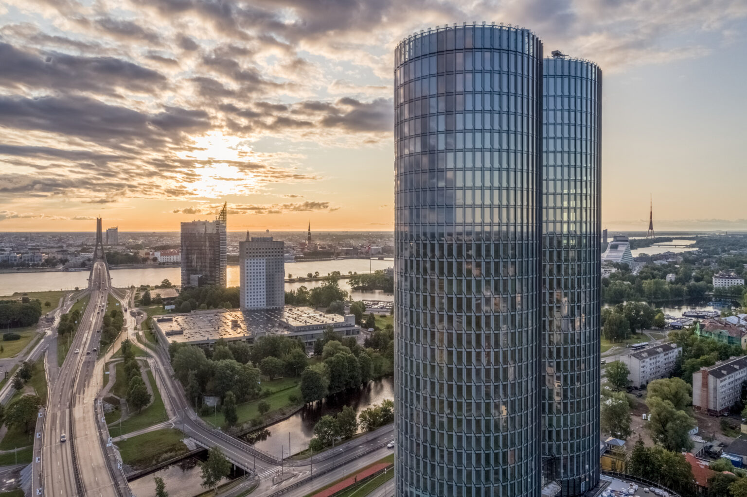 Jahn ⁄ Skylines Transformed: See How Jahn Is Redefining Urban Living ...